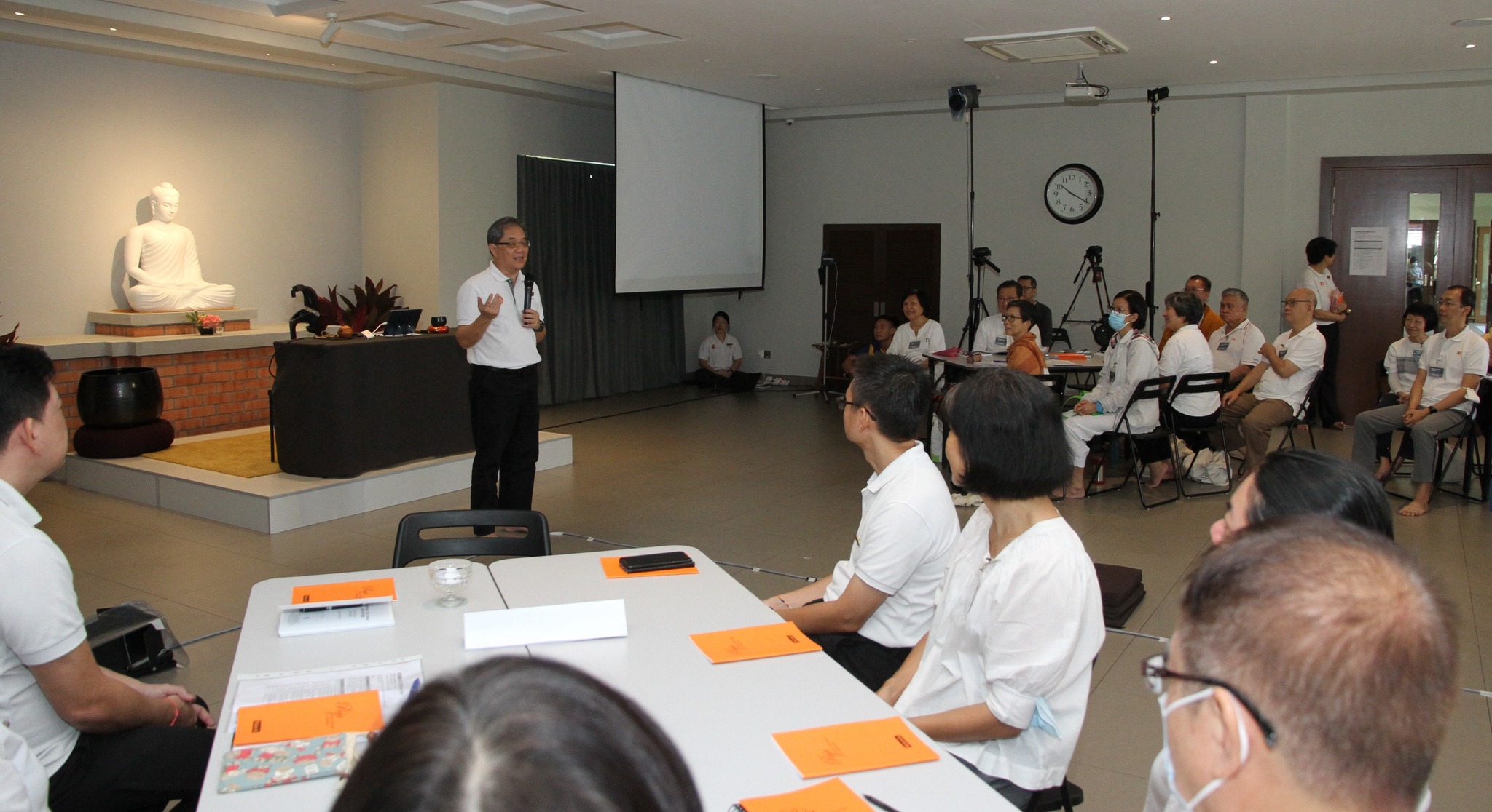 Spirited learning at ‘Entering the Stream’ Workshop – Nalanda Buddhist Society