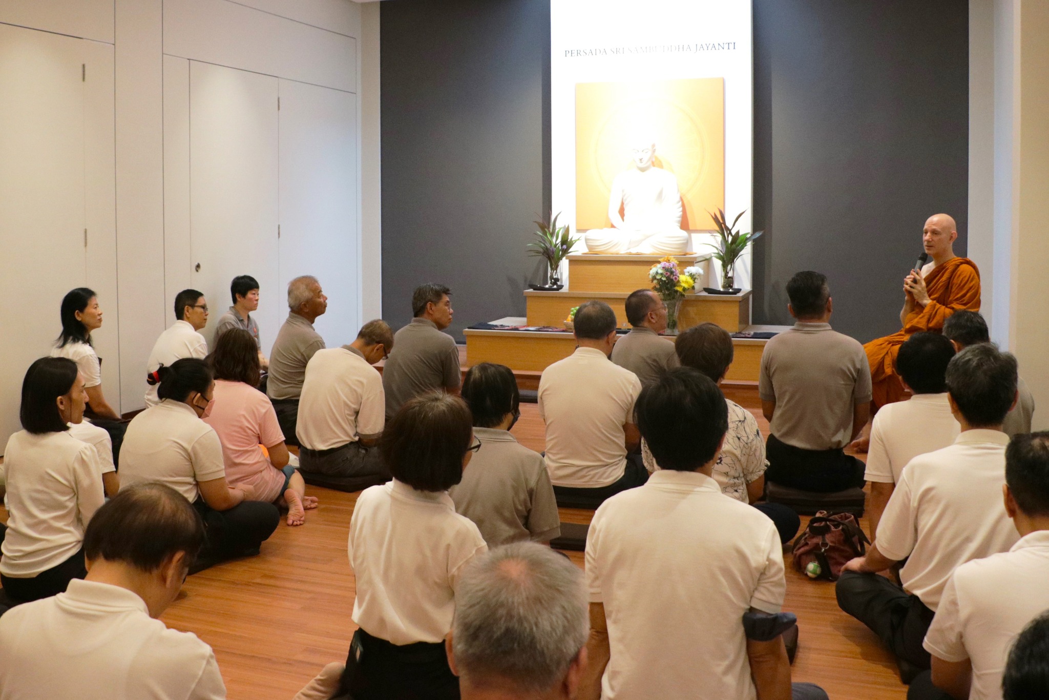 Welcoming Ajahn Jayanto after a decade – Nalanda Buddhist Society