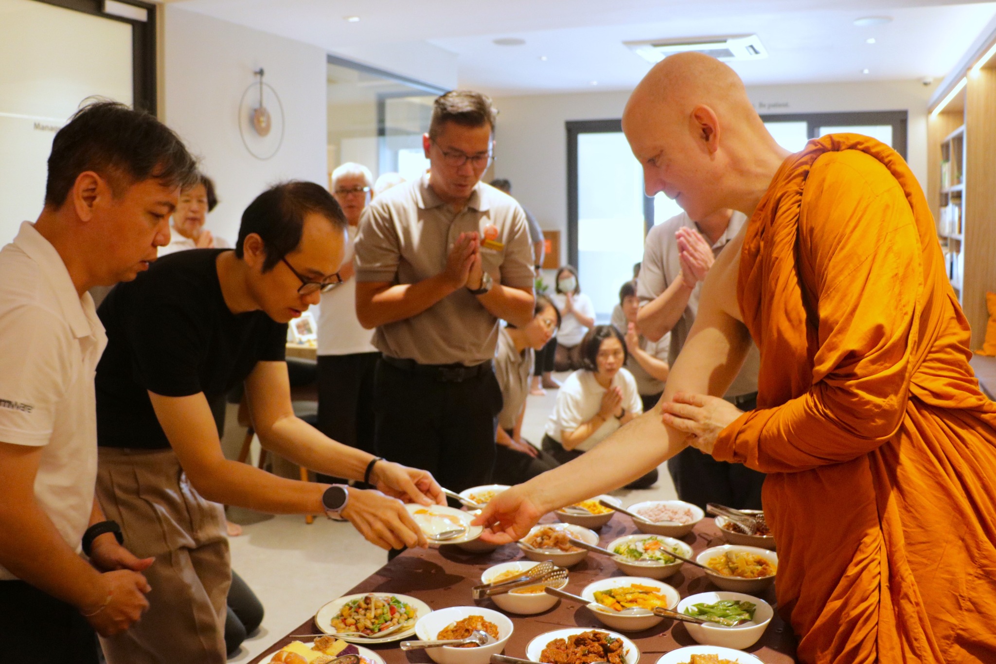 Welcoming Ajahn Jayanto after a decade – Nalanda Buddhist Society